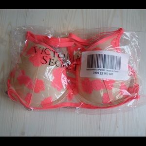 PINK Victoria's Secret | Intimates & Sleepwear | New Victorias Secret ...